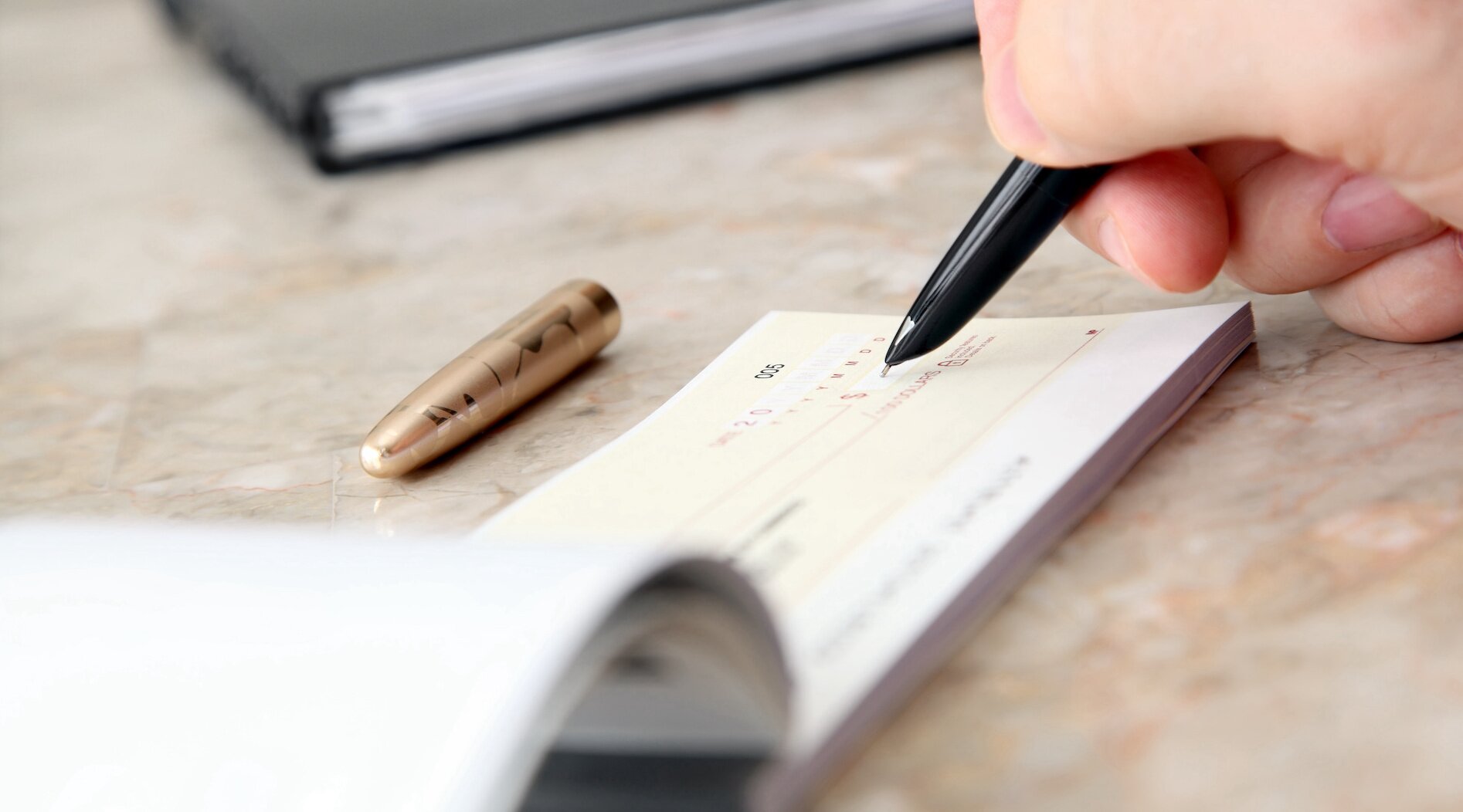 How to Read a Cheque: A Guide for Canadians | WealthRocket