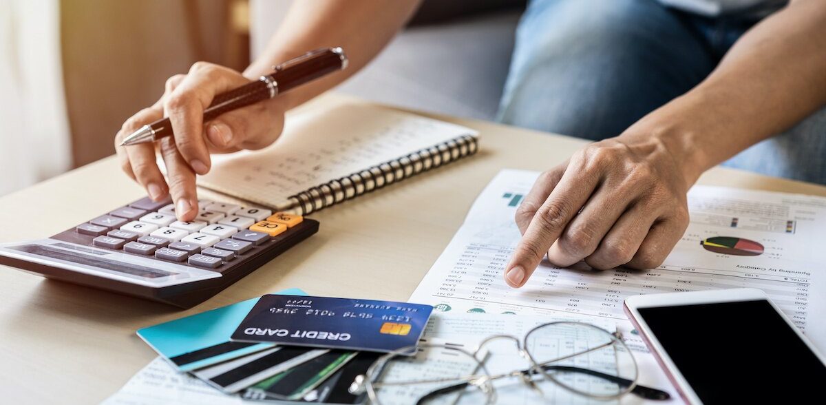 Understanding a negative credit card balance | WealthRocket 2023